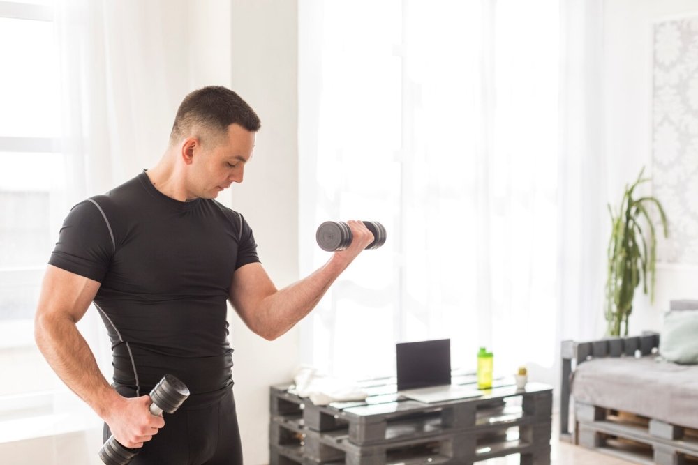 9 At-Home Beginner Arm Workouts For Killer Results